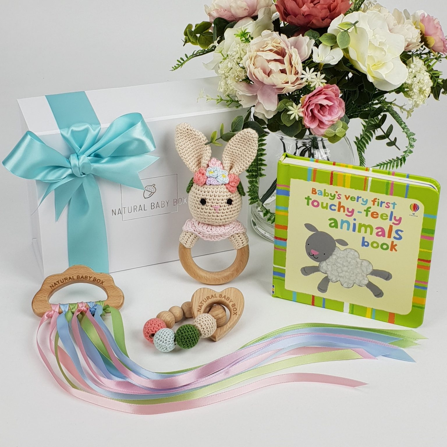 Baby Gift Boxes - Luxury Baby Gift - naturalbabybox.co.uk
